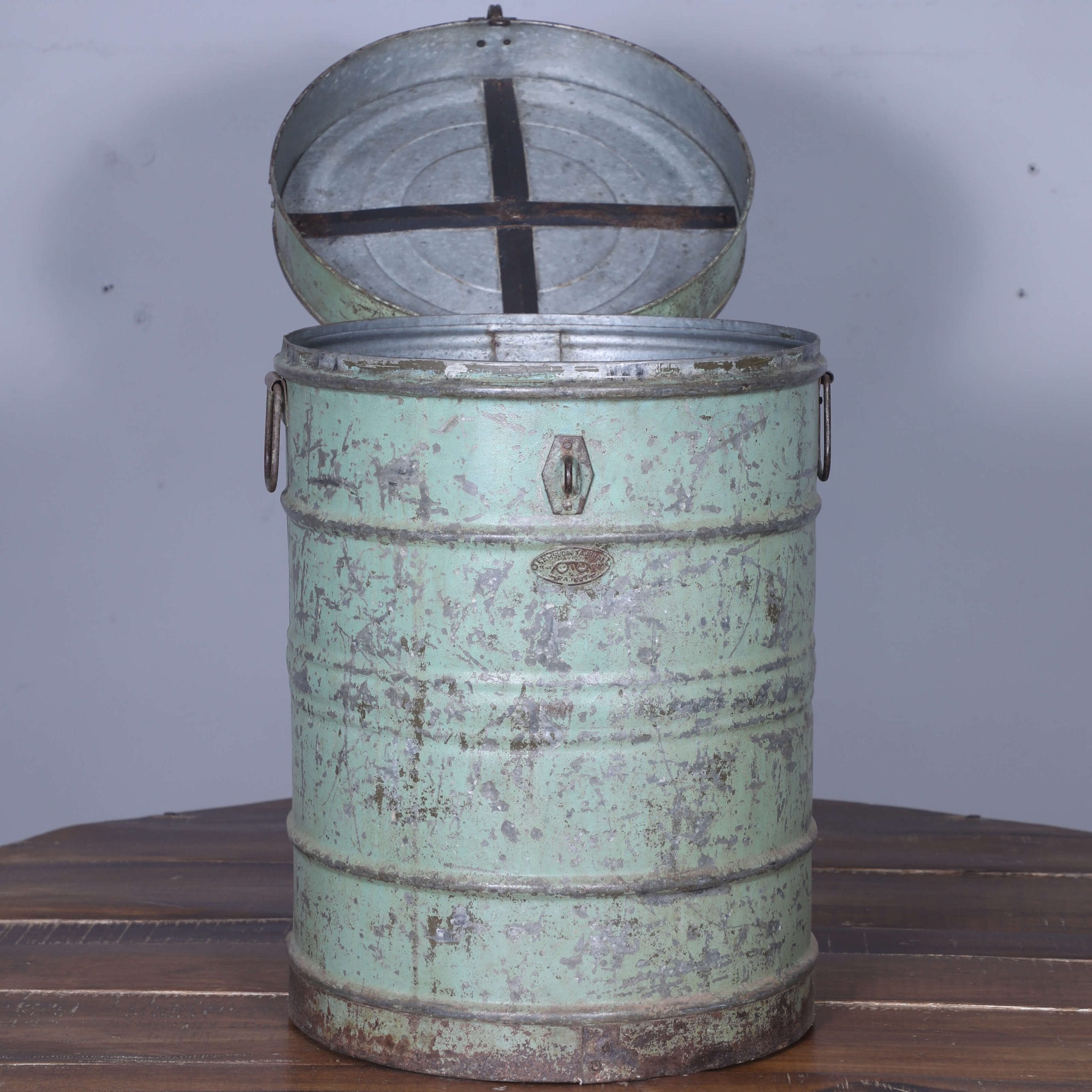 TANKI Järnbytta vintage med lock 45-50 cm - Soulosofie